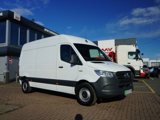 Mercedes-Benz eSprinter Progressive Van in Airdrie, United Kingdom