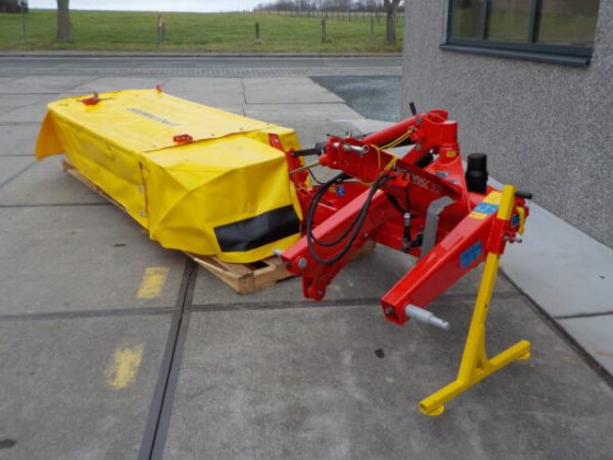 PÖTTINGER Novadisc 302 disc mower in Herne, Belgium