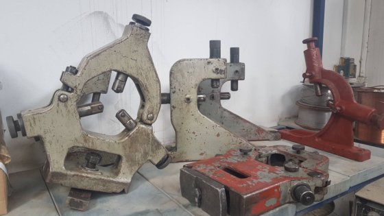 Latches for lathe in Haifa, Israel