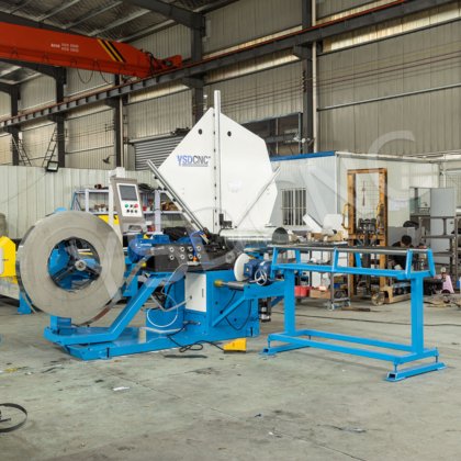 Round Spiral Duct Machine for Fabricating Ducts with Cutting Blade in ...