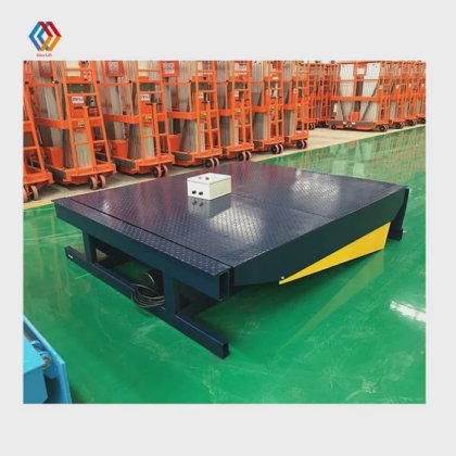 Mobile Unloading Dock Container Dock Loading Ramp Boarding Bridge in ...