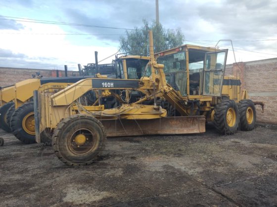 1995 Caterpillar 160H in Texcoco, Mexico