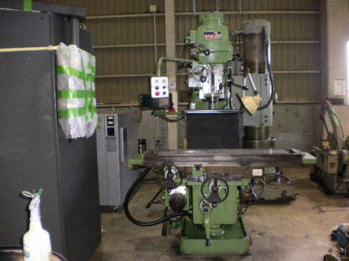 1987 OKUMA HOWA Ram type general-purpose milling machine STM-2R in ...