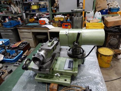 Iida Ironworks Tool Grinding Machine GT-200FC in Tokyo, Japan