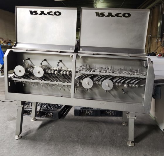 RYCO HIGH SPEED AUTOMATIC FISH DE-SCALING MACHINE in Poulsbo, WA, USA