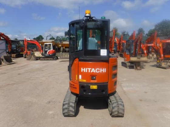 2019 HITACHI ZAXIS 26U-6 in Luton, United Kingdom