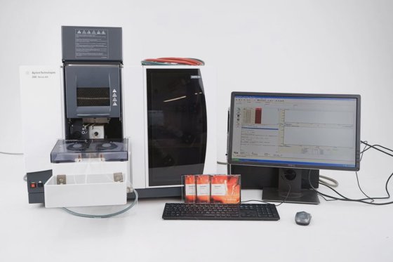 Agilent 240FS AA Flame Atomic Absorption Spectrometer + SIPS Software ...