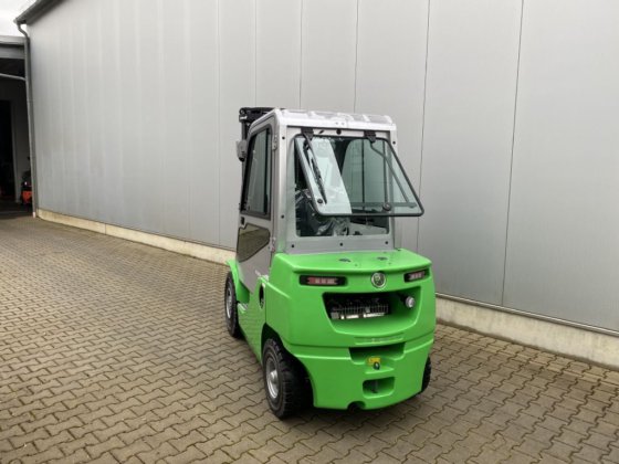 2023 Cesab M325H-DV in Wendelstein, Germany