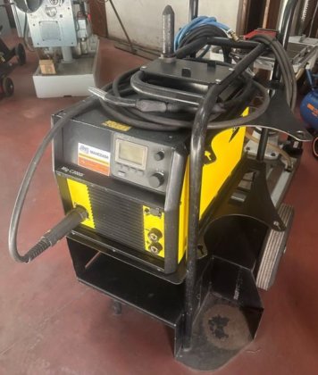 MIG WELDING MACHINE ESAB ARISTO MIG C3000i 06847 in Zaragoza, Spain