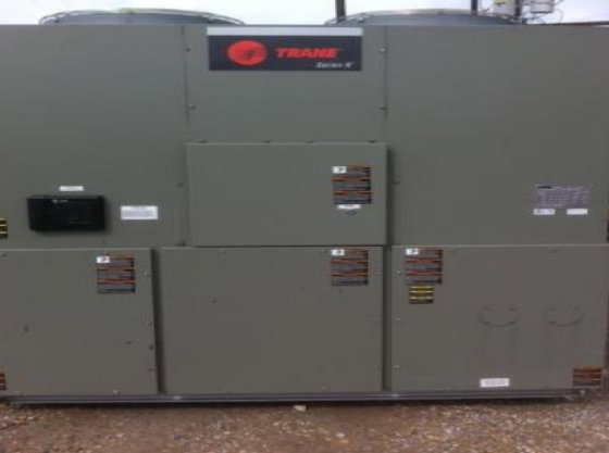 2008 Trane RTAC 200 in Denham Springs, LA, USA