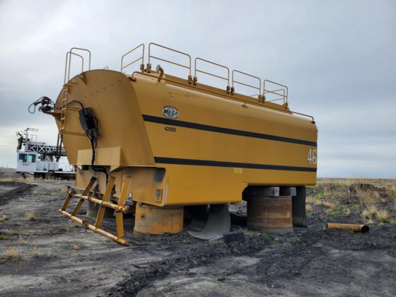 Caterpillar 789C Water Box in Alberta, Canada