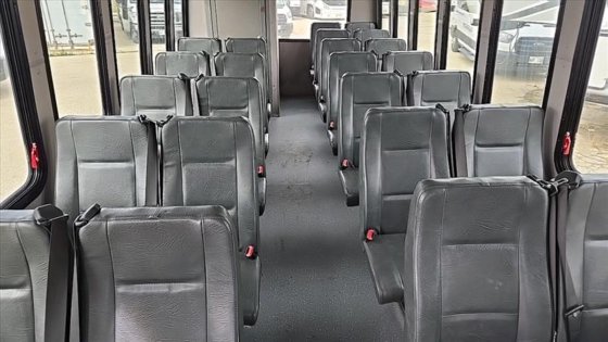 (2020) Ford Econoline SD Cutaway Shuttle Bus in Winnipeg, Manitoba, Canada