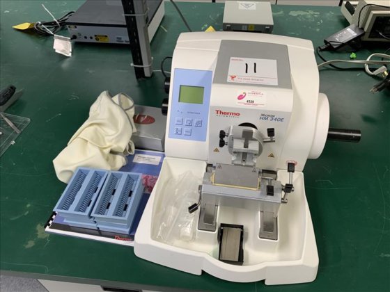 Thermo Scientific Microtome in Winnipeg, Manitoba, Canada