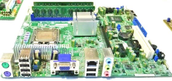 Supermicro C2sbm-Rsys-Pl1 Rev:1.21 Pl35q Uatx + 2.66Ghz Intel Slb6b ...