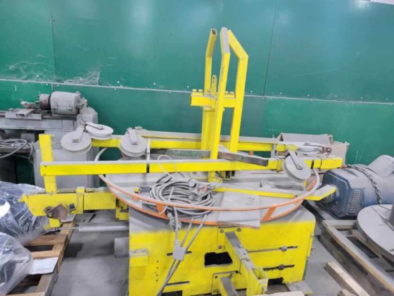 Accra Model D-40 Powered Wire Payoff Turntable in Bristol, CT, USA