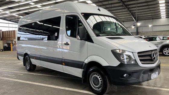 Mercedes-Benz Sprinter 416 in Melbourne, Australia