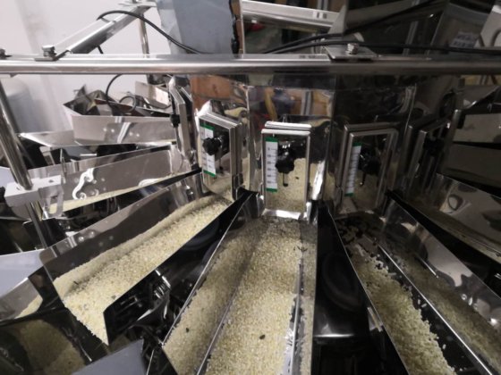 Fully automatic rice bagger for 5kg in Hangzhou, China