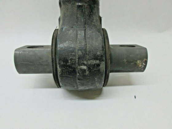 HENDRICKSON TORQUE ARM, HD C700 72100-560 in Coffeyville, KS, USA