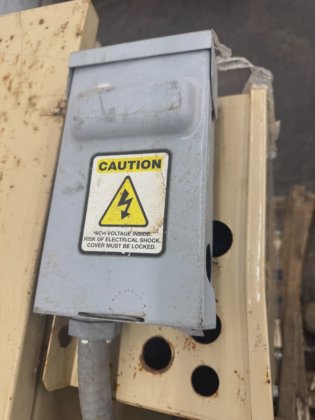 GENERAC GENERATOR ATF TRANSFER SWITCH MODEL 0049691 in Coffeyville, KS, USA