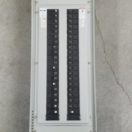 EATON PRL1A Panel Board, 225A, 208Y/120V, 3 Phase, 4 Wire - in ...
