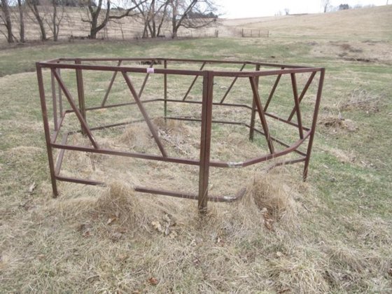 Round bale feeder in Ellsworth, WI, USA