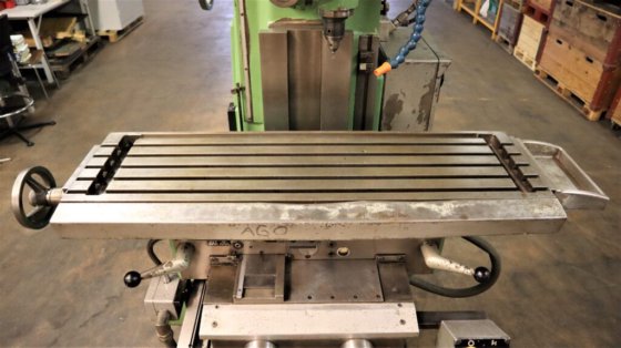 SCHAUBLIN 53N universal milling machine in Zuchwil, Solothurn, Switzerland