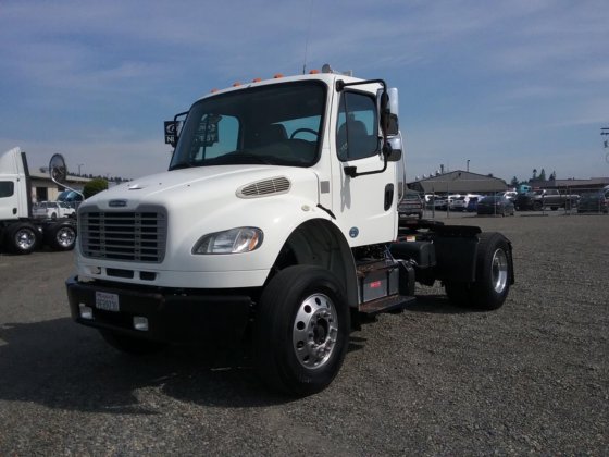 2014 FREIGHTLINER M2106 in Pacific, WA, USA