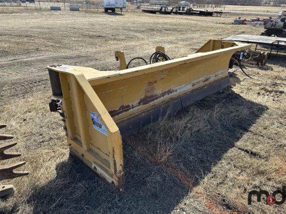 HLA 4200W Snow Wing Loader Attachment in Saskatoon, Saskatchewan, Canada