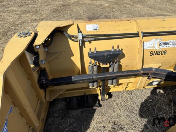 HLA 4200W Snow Wing Loader Attachment in Saskatoon, Saskatchewan, Canada