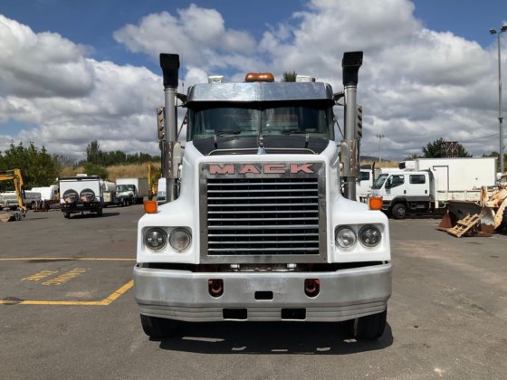 2003 Mack CLS Trident in Australia