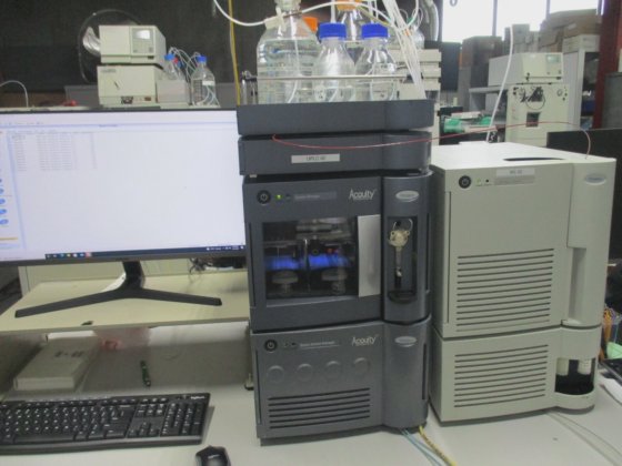 Waters 3100 Mass spectrometer with Waters Acquity UPLC System and ...
