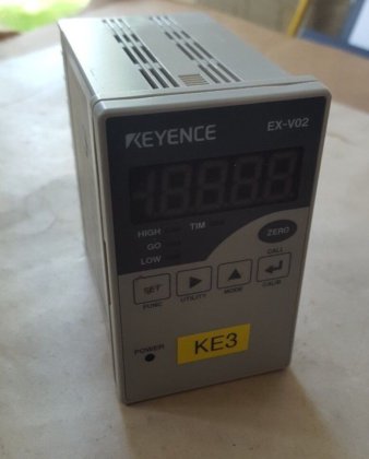 KEYENCE EX-V02 Displacement CONTROLLER (U11.1B3) in Rathdowney, Ireland
