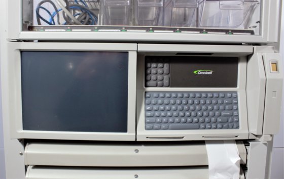 Omnicell Automated System Medication Dispensing Cabinet Secure Access ...