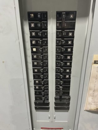 GE 225 Amp 208V MLO Panelboard 🟦 in Arlington, TX, USA