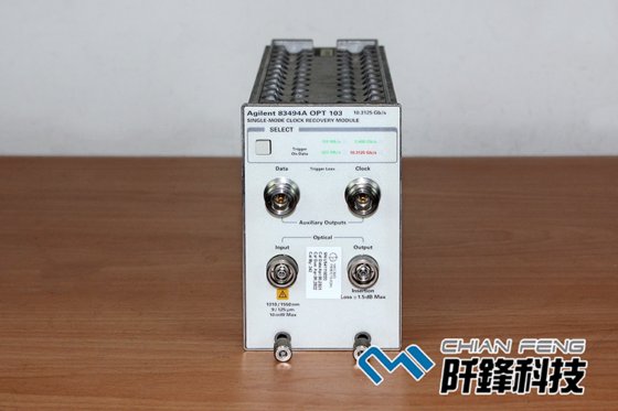 10 Gb/s clock recovery plug-in module Optical clock recovery module in ...