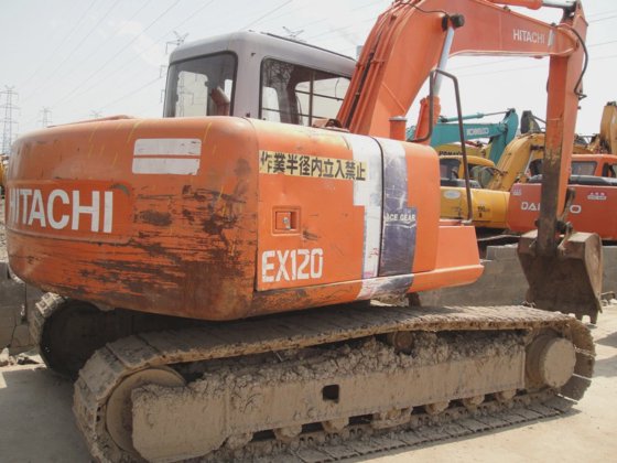 Hitachi Ex120-5 in Shanghai, Shanghai, China