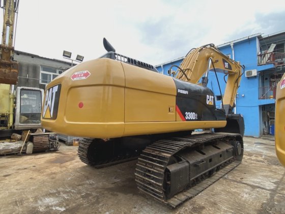 CAT Caterpillar CAT330D in Shanghai, China