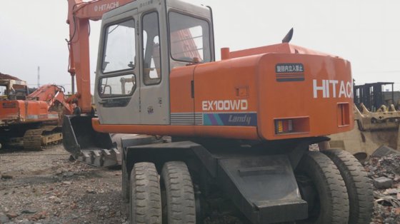 Hitachi EX100WD in Shanghai, China