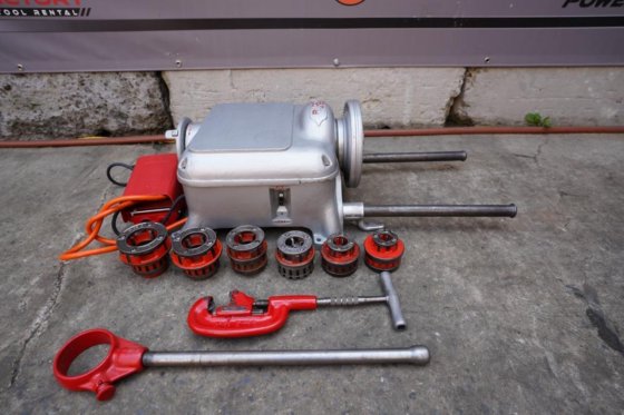 Ridgid 400 Pipe Threader Threading Machine and 12R Die Set 1/2 to 2 ...
