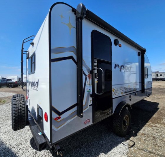 2023 R-POD TRAVEL TRAILERS AND EXPANDABLE HYBRID TRAVEL TRAILERS in ...