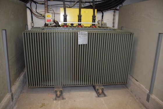 2003 2500 kVA 20 kV / 400 Volt Efacec transformator 2003 - step-up ...