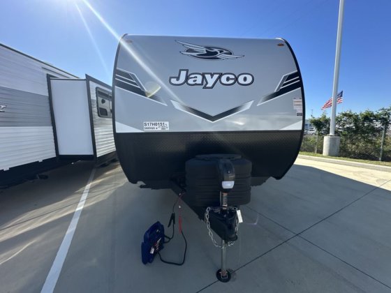 2025 Jayco Jay Flight SLX 380DQS in Katy, TX, USA