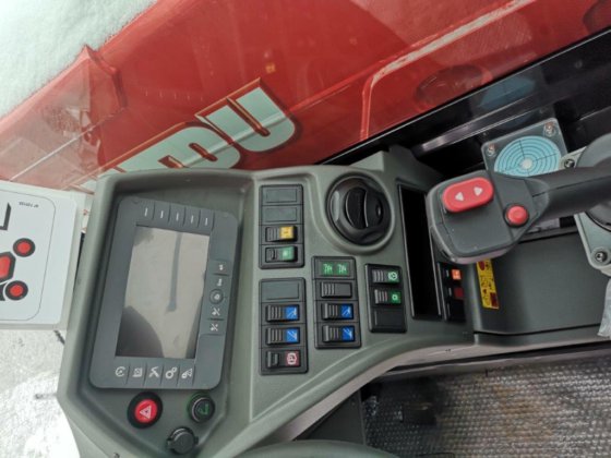 Manitou MRT1840 Easy slewing telehandler, year 2020 in Nadarzyn, Poland