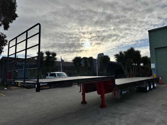 Loading2023 Vawdrey ST3 PD 48' Drop Deck Semi ...