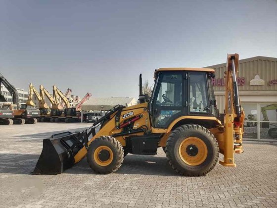 2024 JCB 3DX in Sharjah, United Arab Emirates