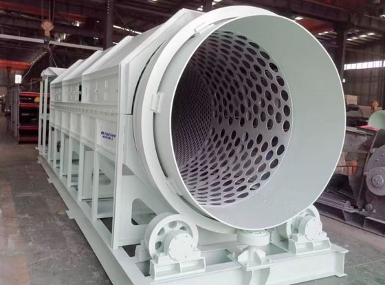 Trommel Screen in Zhengzhou, Henan, China