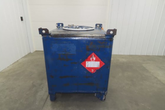 Clawson Container Steel Liquid Storage Tank 345 Gal Stackable IBC Tote ...