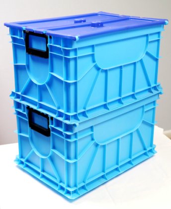 Flip Top Crate with Handle mold in Miami, FL, USA