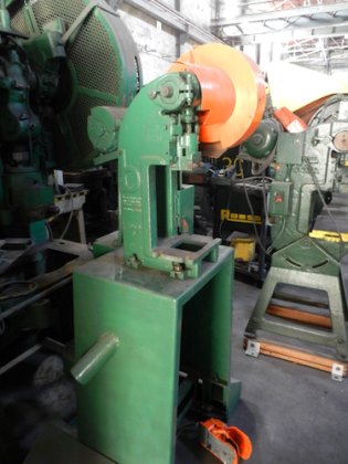 BENCHMASTER 5 TON PUNCH PRESS OBI in Miami, FL, USA