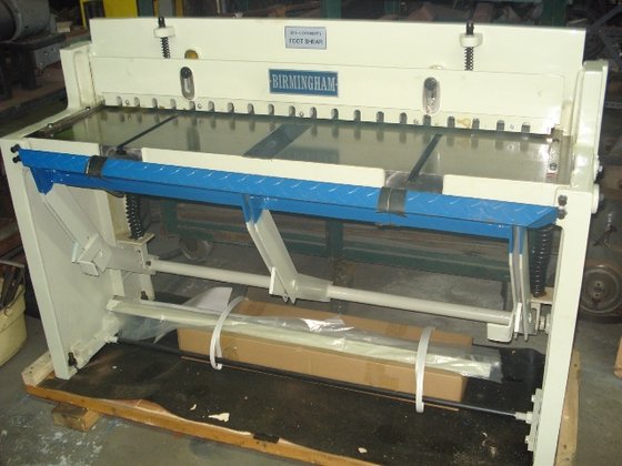 BIRMINGHAM 52" X 16 GA MANUAL FOOT SHEAR in Miami, FL, USA
